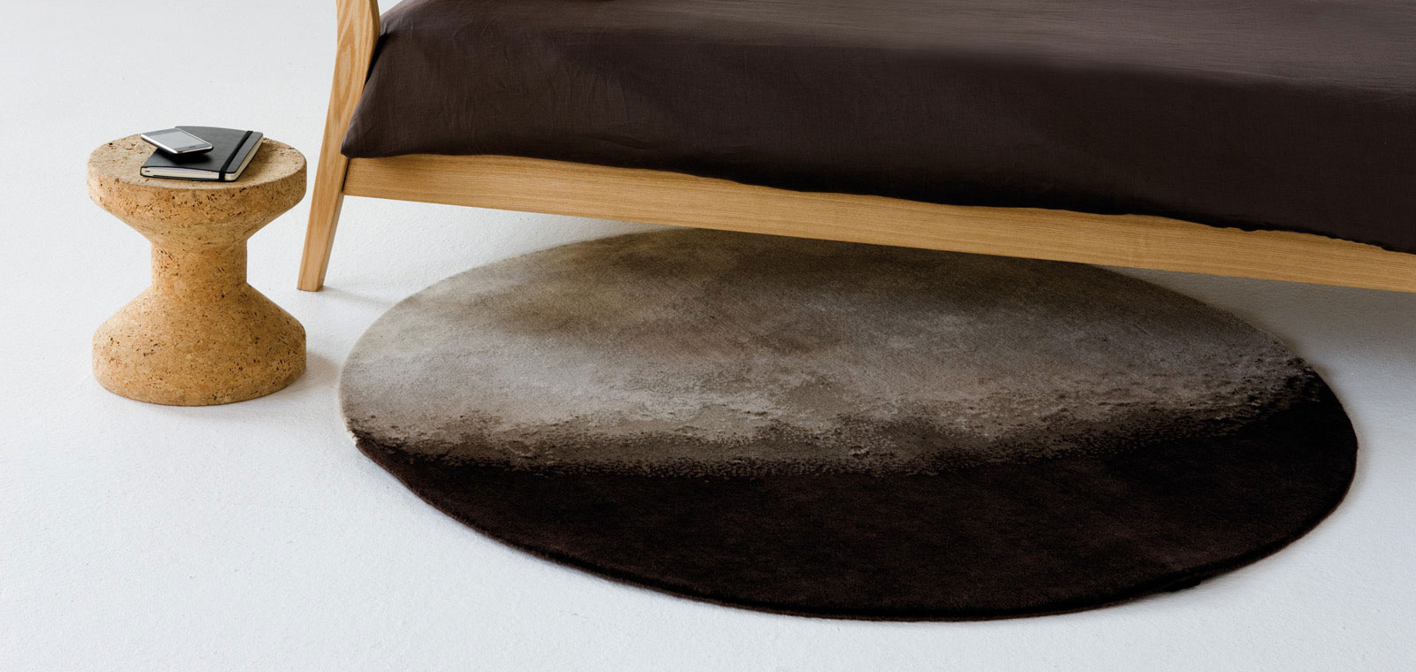 Furnishing in the style of the 50's. - Discovering the Art of Living ...