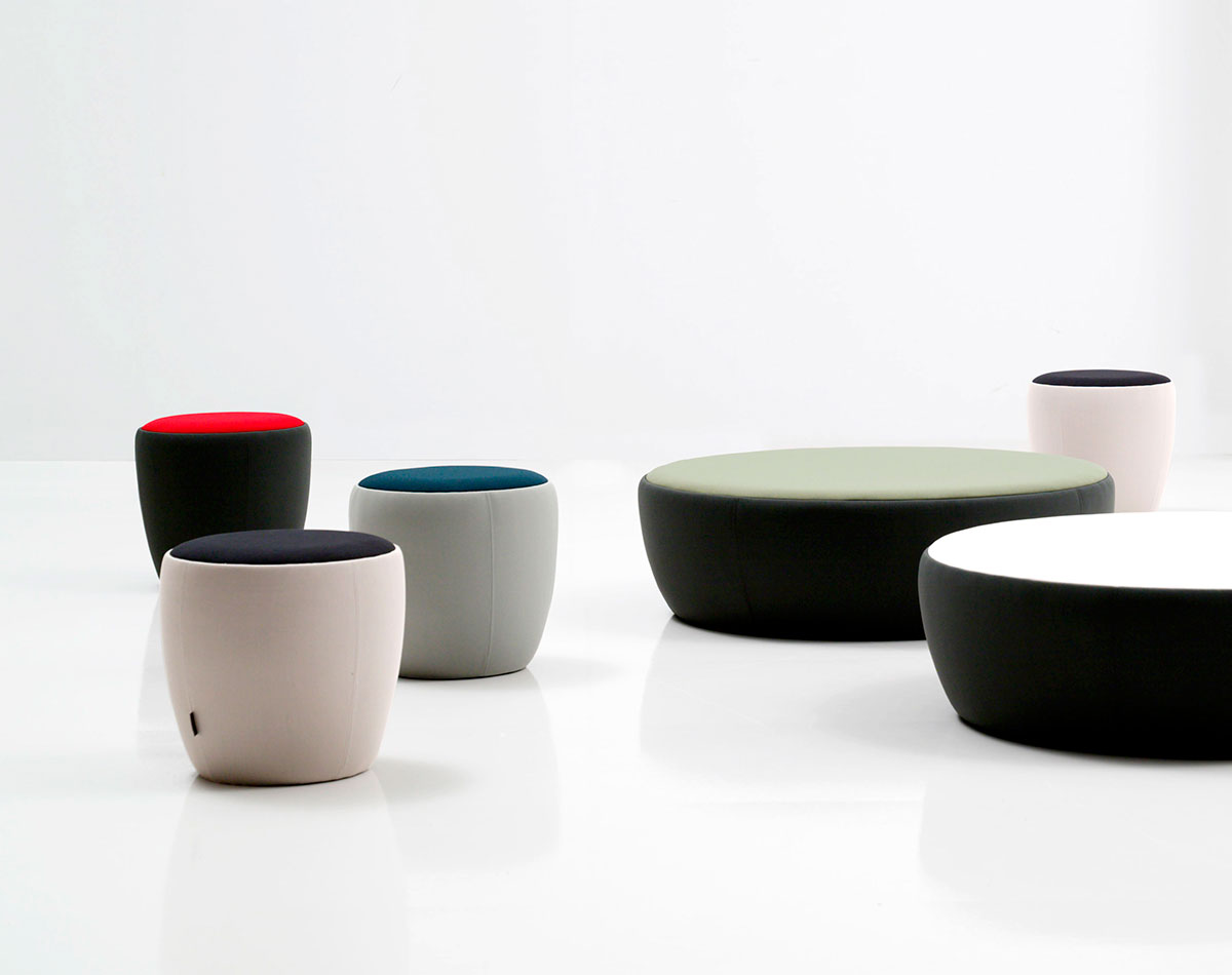 The Trendiest Poufs - Discovering the Art of Living with Lomuarredi ...