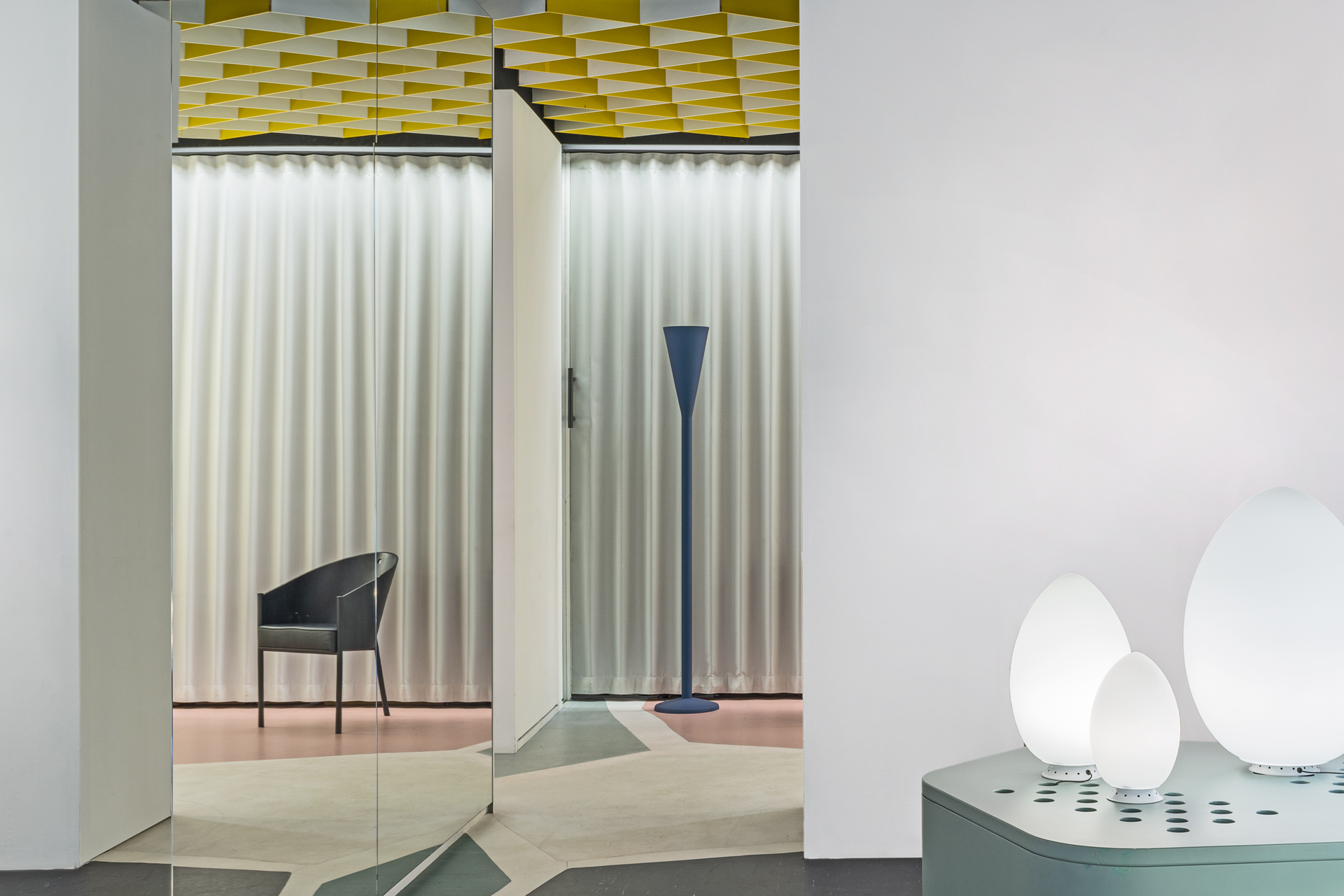 Textile Folding Doors - Discovering the Art of Living with Lomuarredi ...