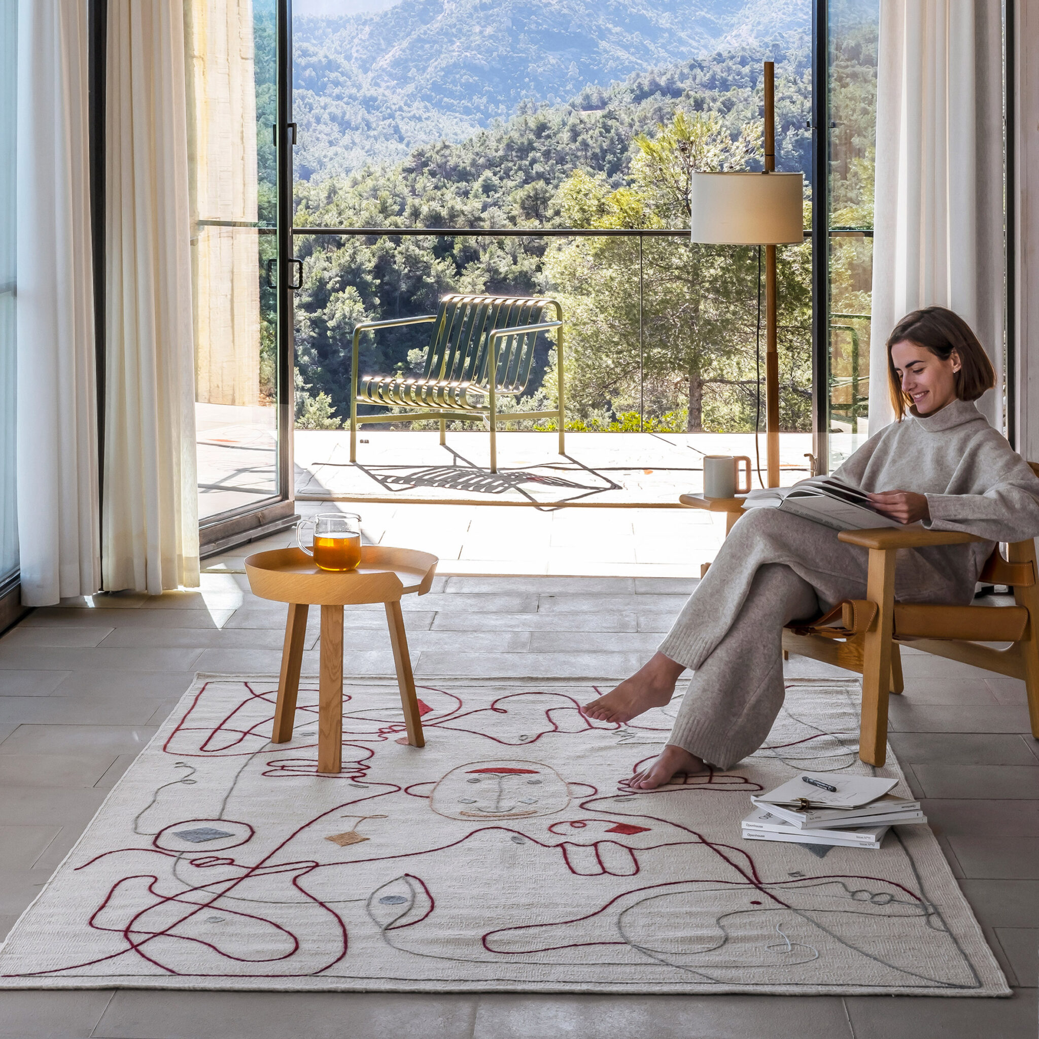 5 Must-Have Designer Rugs for your Living Room. - Discovering the Art ...