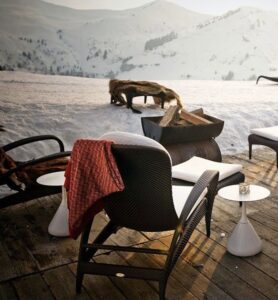 Outdoor Furniture for Winter Season - Discovering the Art of Living ...