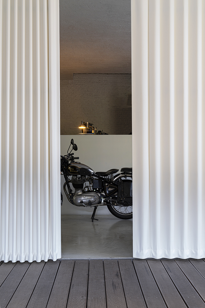 Interior Design Projects with Textile Folding Doors - Discovering the ...