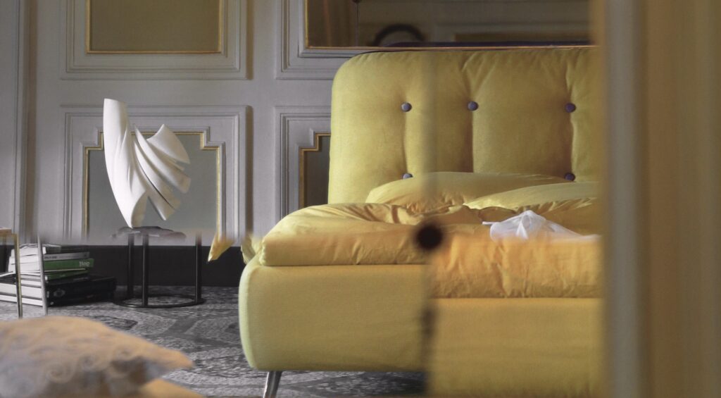 Textile Folding Doors - Discovering the Art of Living with Lomuarredi ...