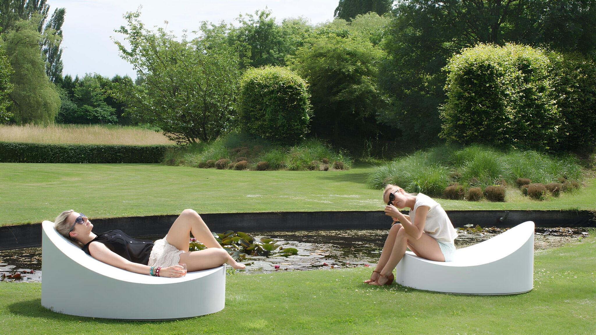 Sixinch Furniture - Discovering the Art of Living with Lomuarredi ...